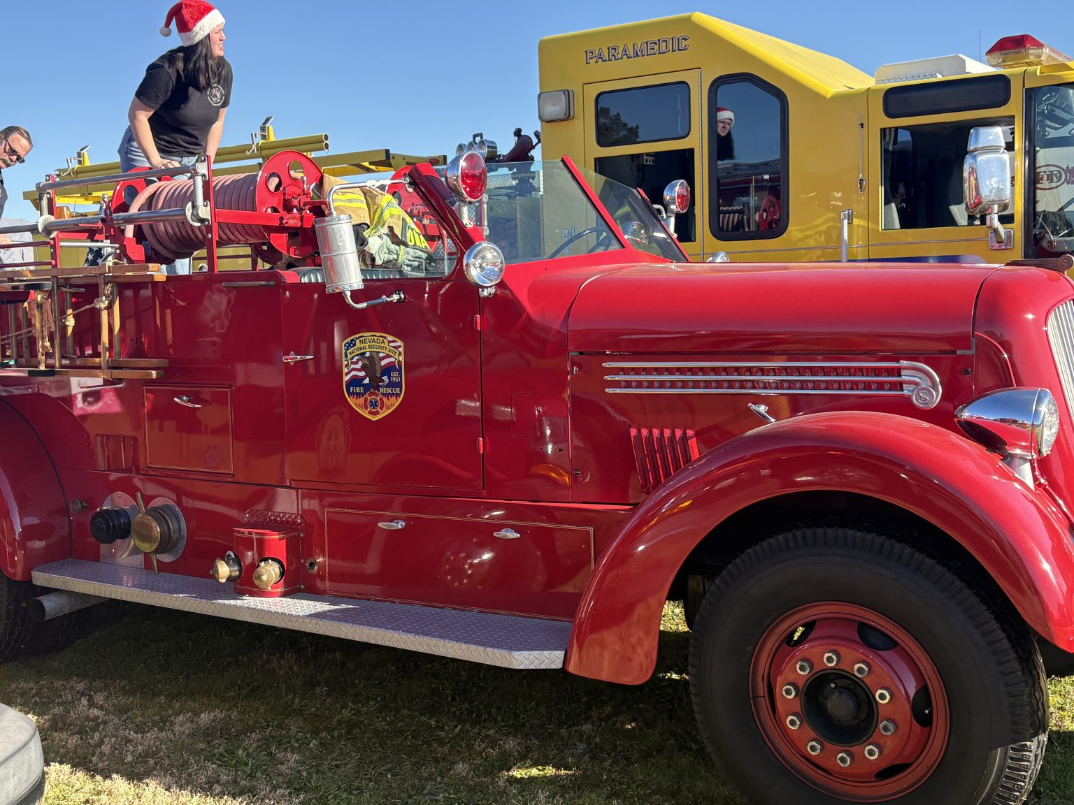NNSS Fire and Rescue brings Christmas cheer, toys to thousands of Las ...